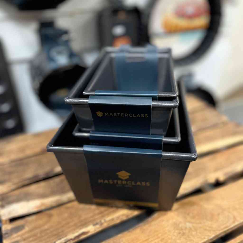 Masterclass Box Sided Loaf Tin - Cooking Kneads