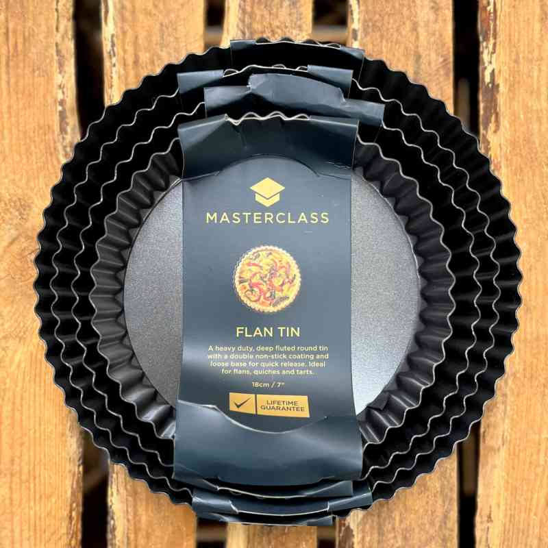 MasterClass Non-Stick Loose Base Fluted Flan Tin – 3 sizes – Cooking Kneads