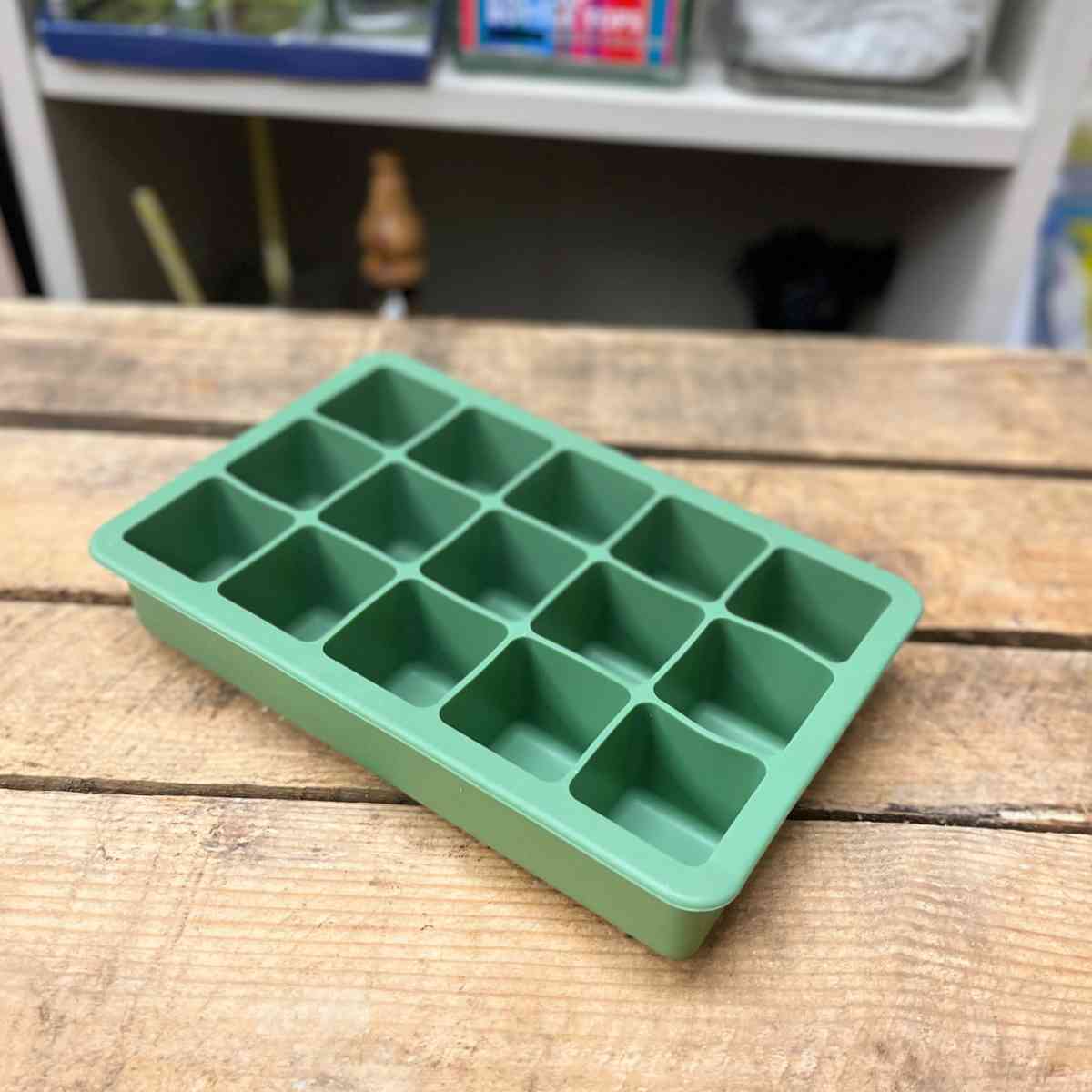 Classic 15 Cube Ice Tray – Cooking Kneads
