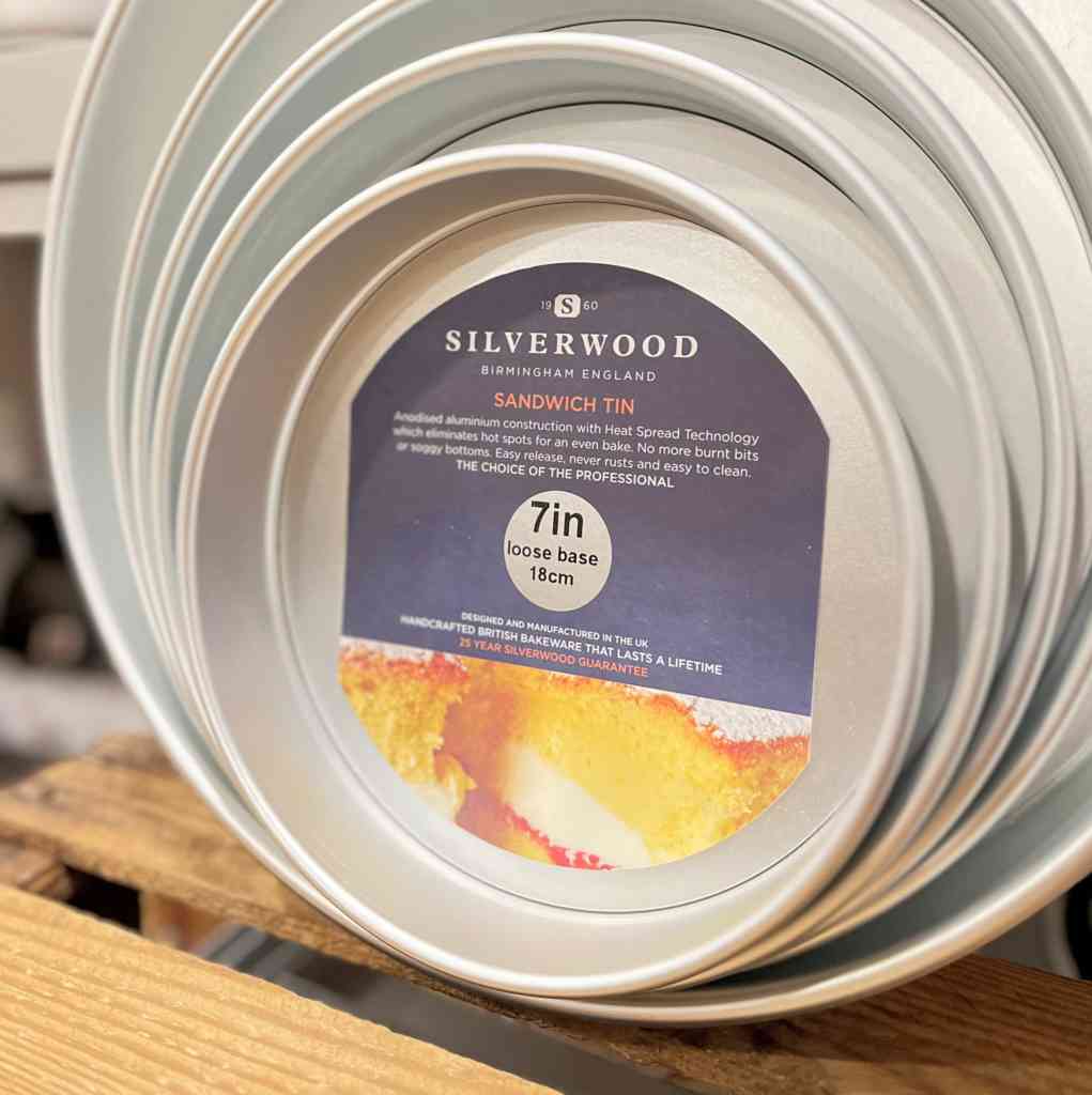 Silverwood Round Sandwich Tins - Cooking Kneads
