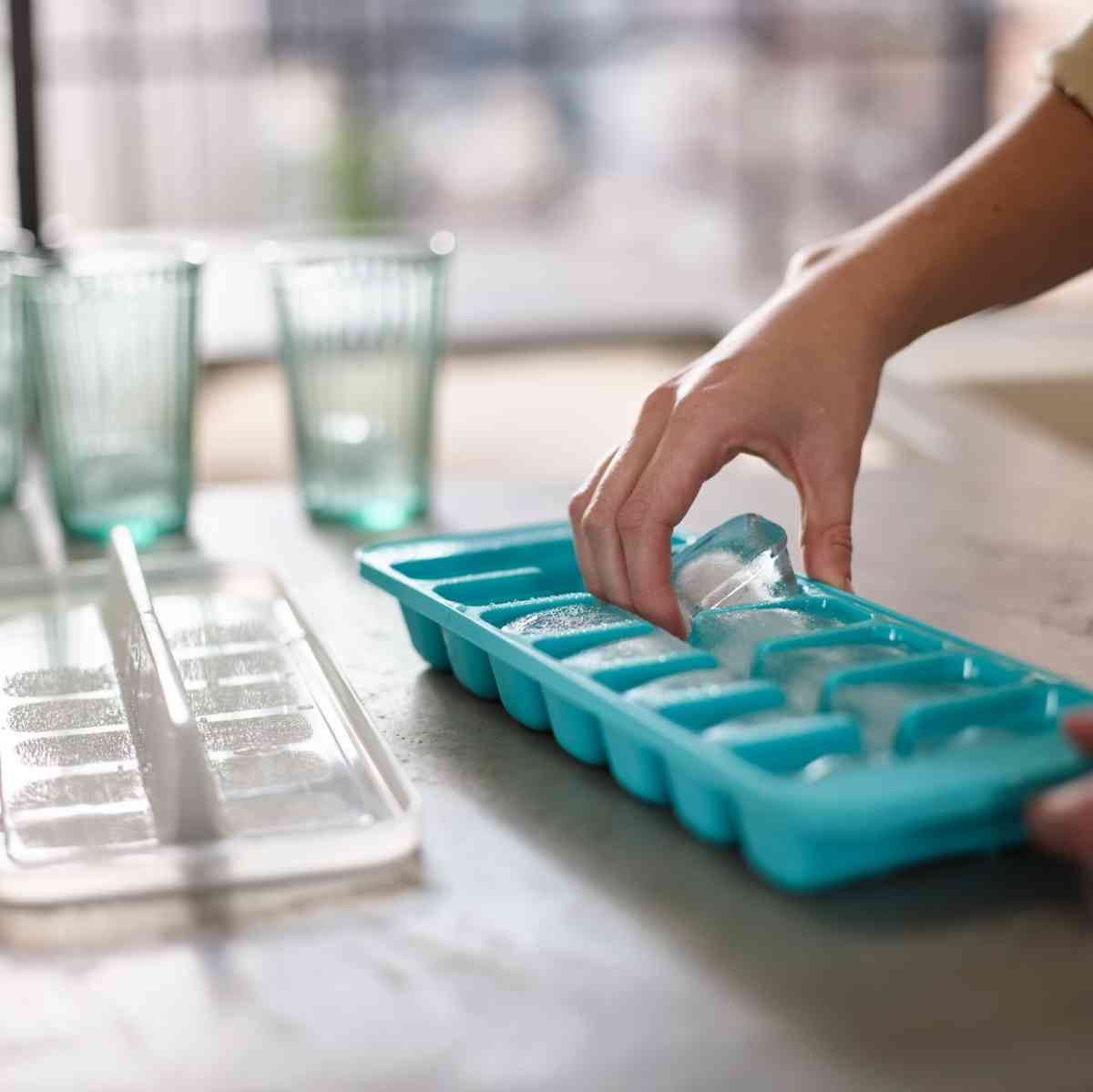 Joseph Joseph Flow™ Easy Fill Ice Cube Tray – Cooking Kneads