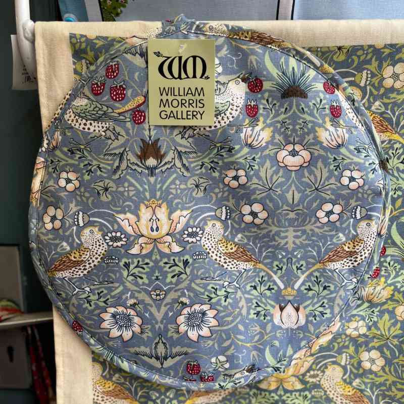 William Morris Strawberry Thief Cotton Hob Covers – 3 colours – Cooking ...